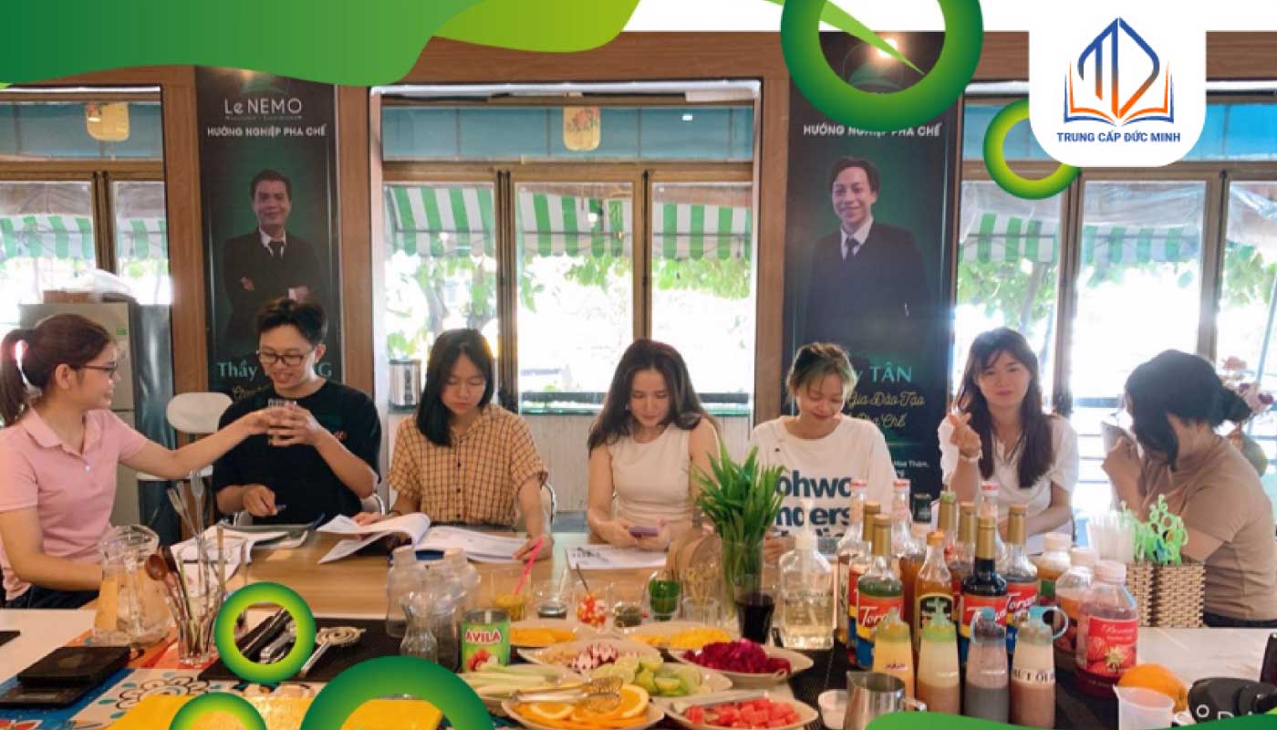 Trang Chủ - Trung cấp Kinh tế - Kỹ thuật Đức Minh